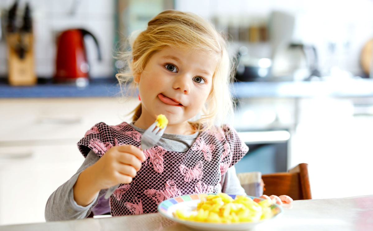 Why eggs are the ultimate brain-boosting breakfast for kids - NatureDoc